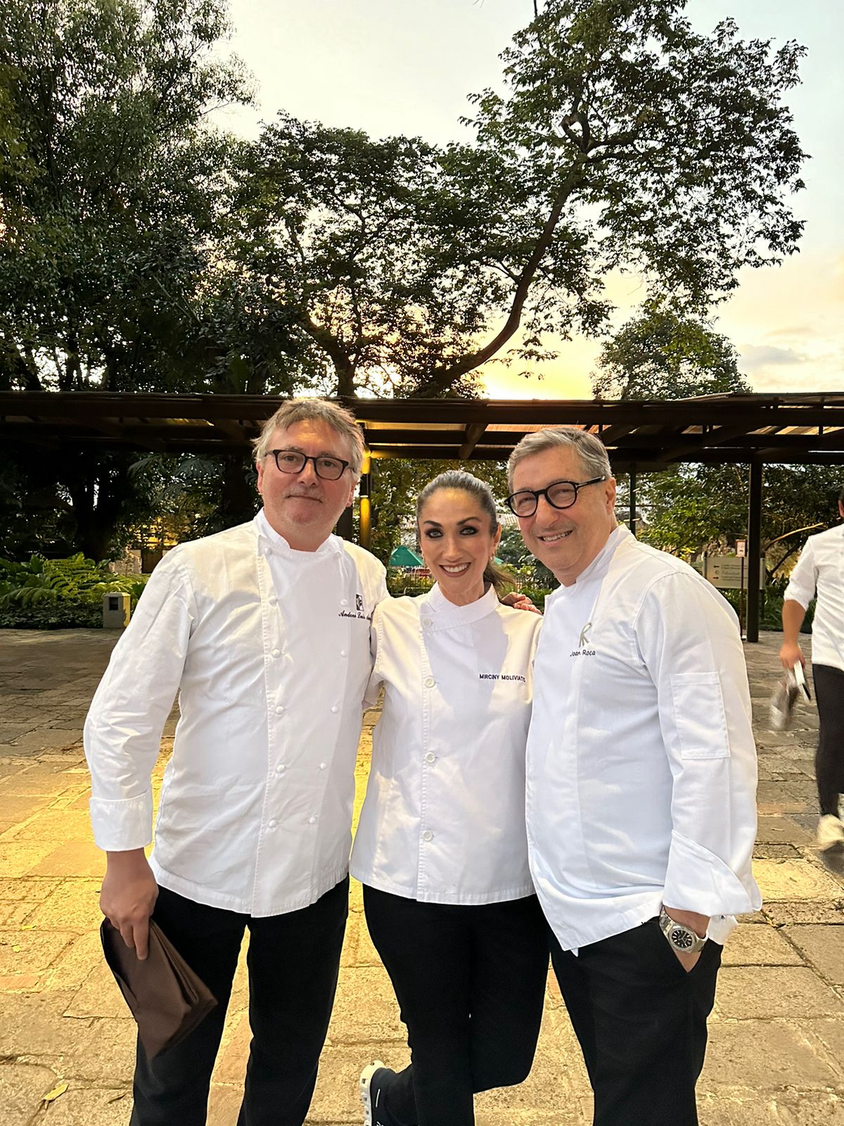 Mirciny Moliviatis & Mario Campollo Cocinan junto a Joan Roca & Andoni ...